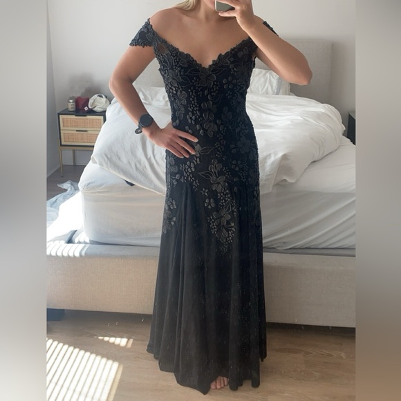 Ema Savahl | Dresses | Custom Made Ema Savahl Gown | Poshmark